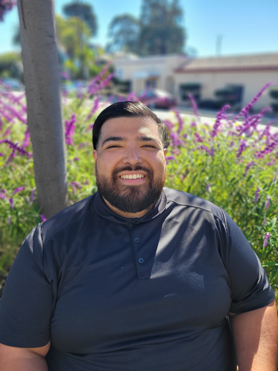 Featured Therapist: Meet Dan! – Essentia Body Therapy